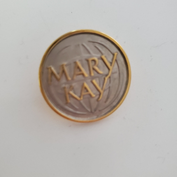 Mary Kay | Accessories | 525 Mary Kay Pin | Poshmark
